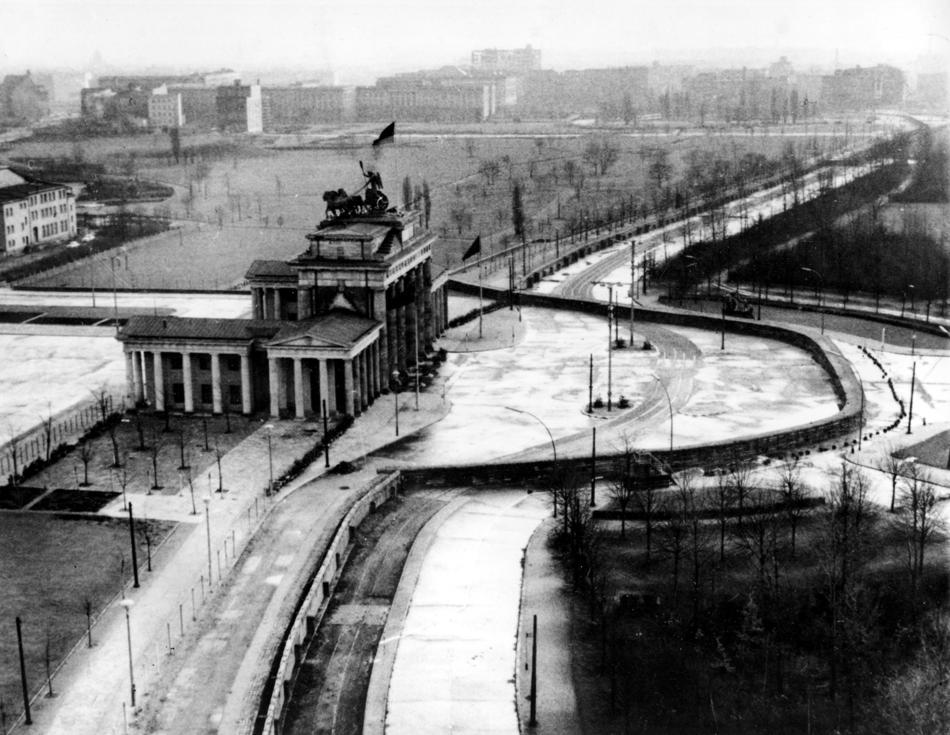 A berlini fal - RITKÁN LÁTHATÓ TÖRTÉNELEM